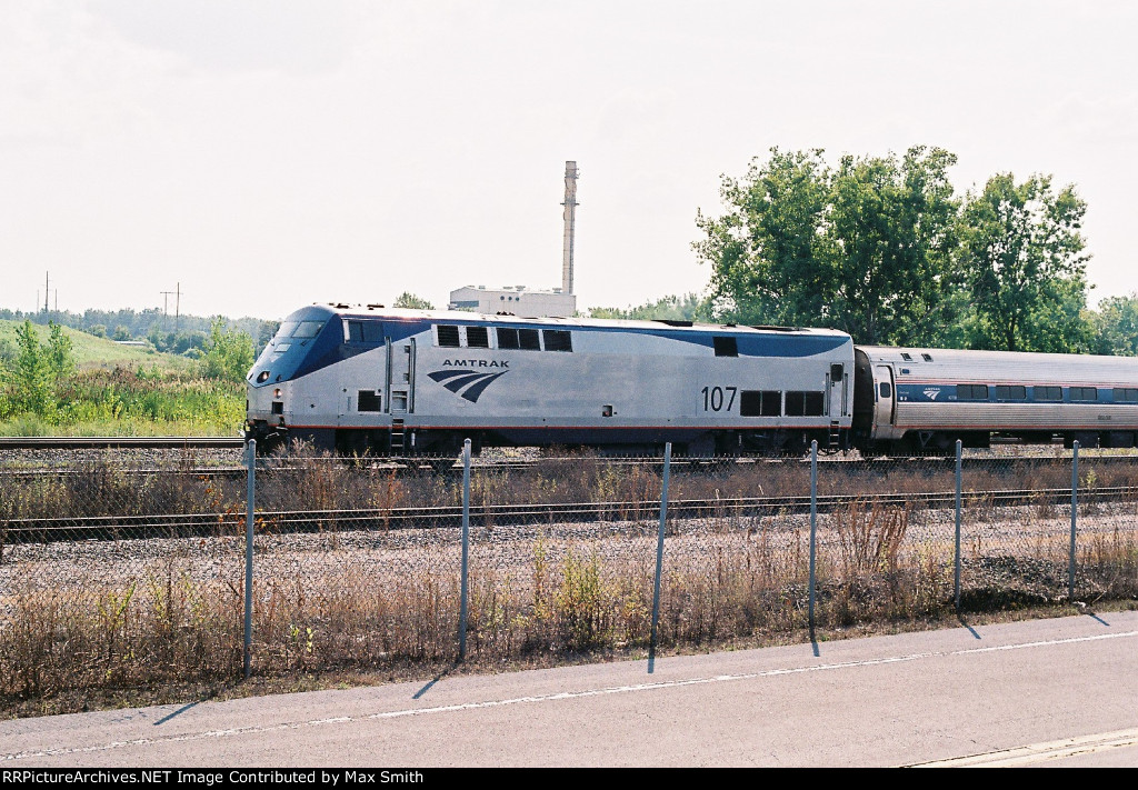 Amtrak 64 "Maple Leaf"